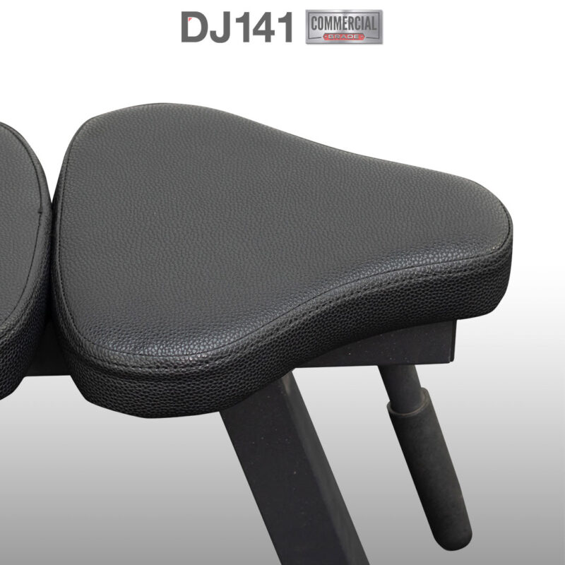 ม้านั่งยกน้ำหนัก Flat Bench DJ141 (Commercial Grade) - THE GYM CO.